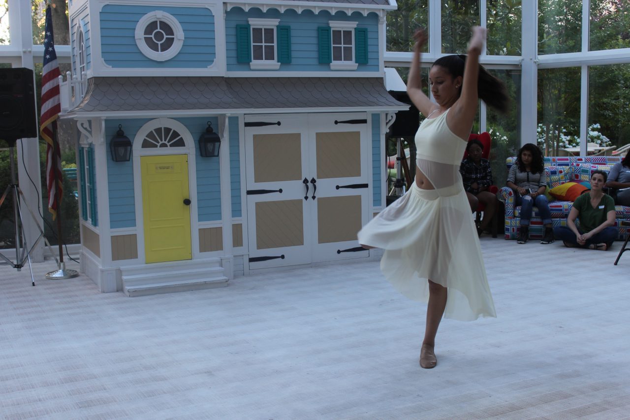 Garden City Pizza and JHS 194 Make a Difference | Tips From Town